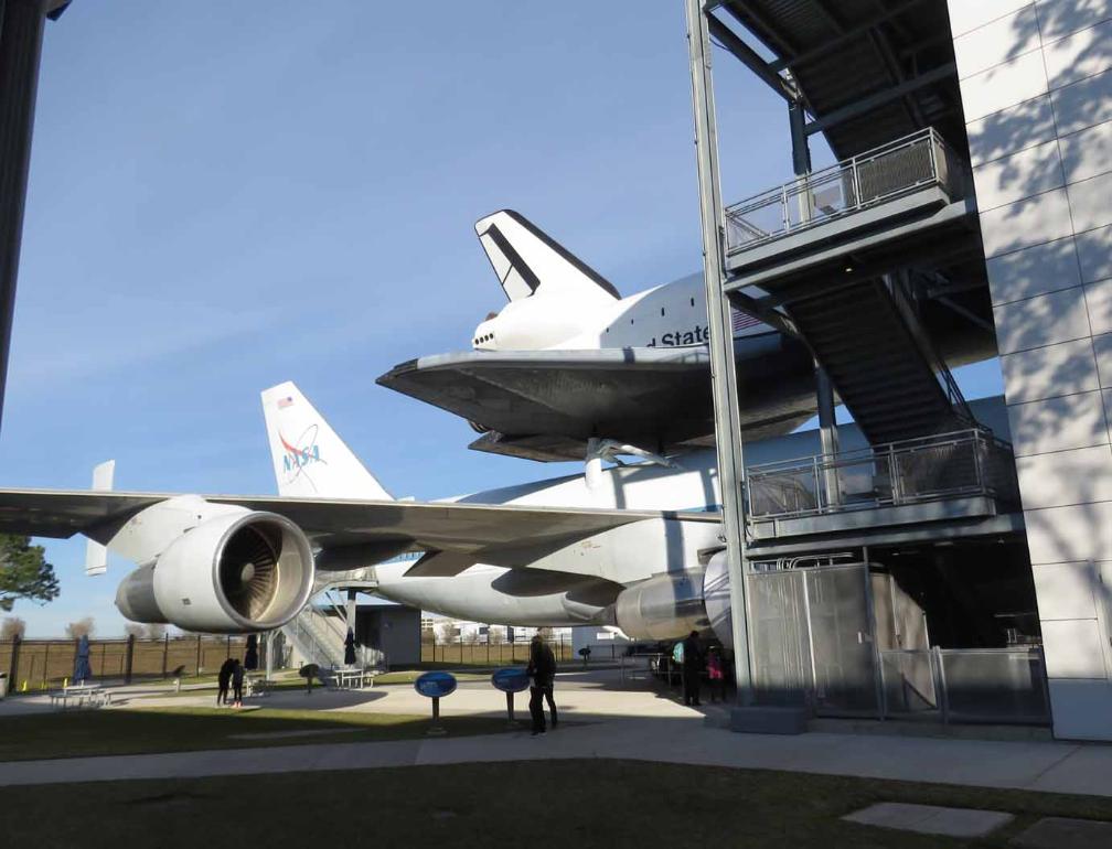 Happy Tour of NASA Space Center in Houston, Texas